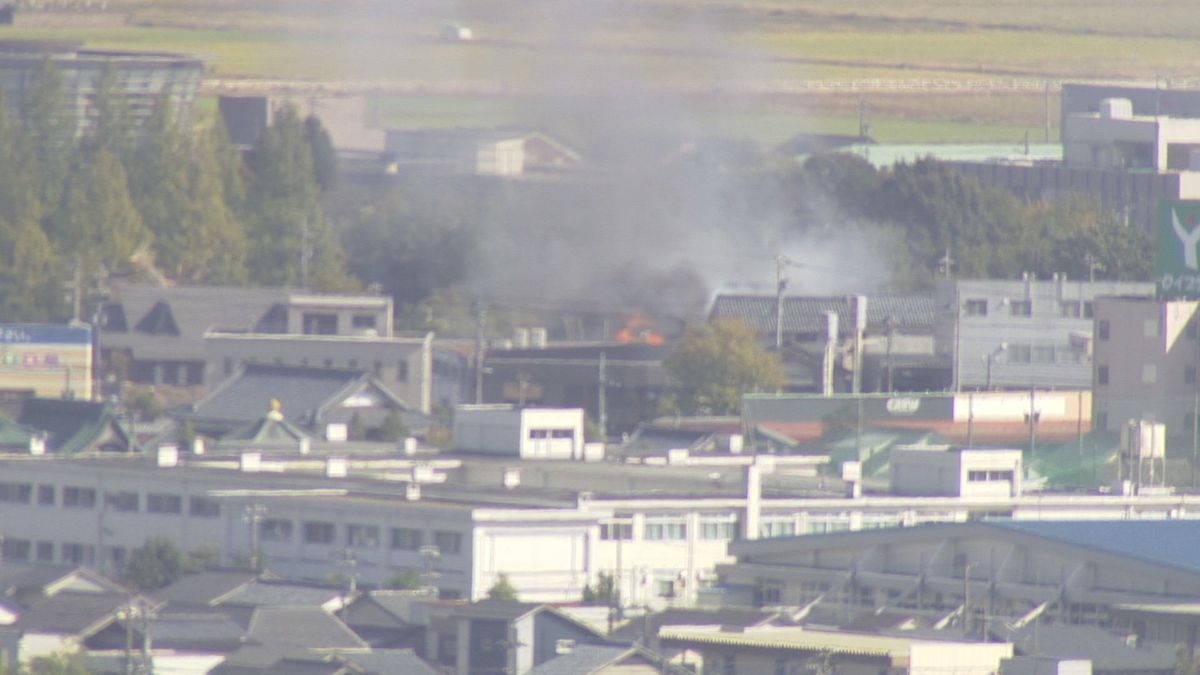 【一報】福井市下馬で火事 解体工事中の倉庫（2025年10月2日掲載）｜FBC NEWS NNN