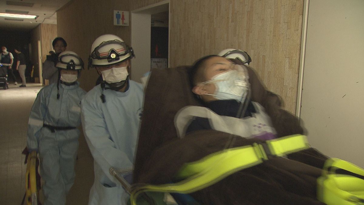 災害時も医療提供へ DMATが訓練 地震で電気・水道が使えない想定≪新潟・燕≫（2025年5月24日掲載）｜TeNY NEWS NNN